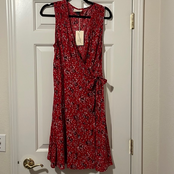 Universal Thread | Dresses | Universal Thread Red Floral Wrap Dress ...